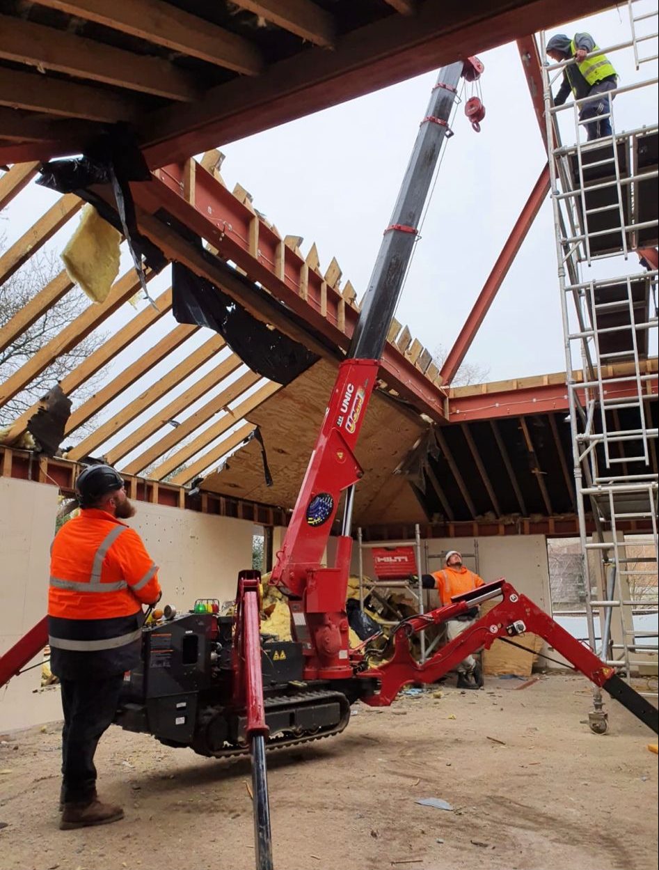 Contract Lifting - Compact Lifting Services